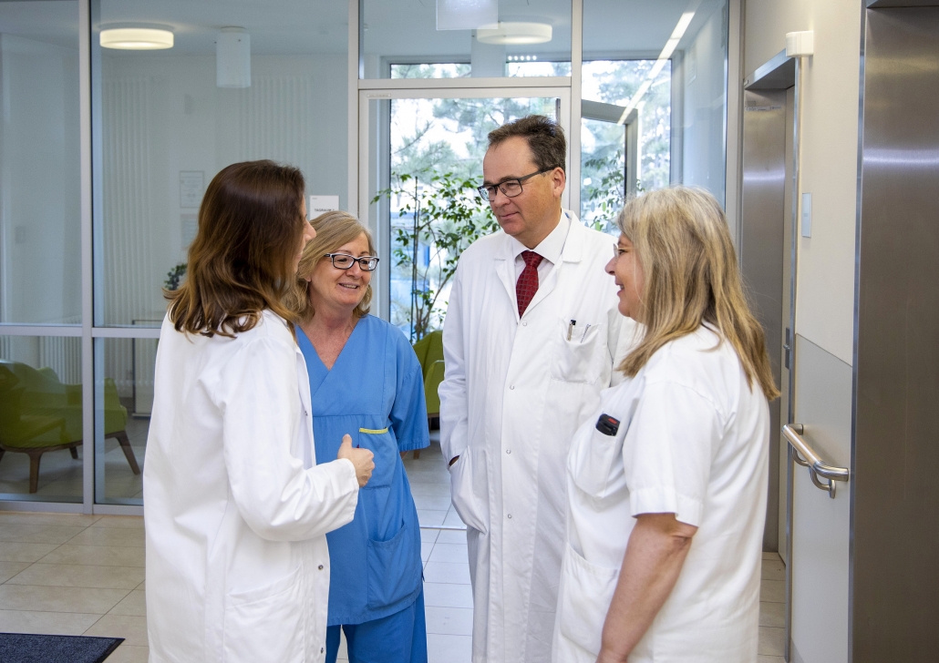 1. Medizinische Abteilung, Zentrum für Onkologie und Hämatologie mit ...